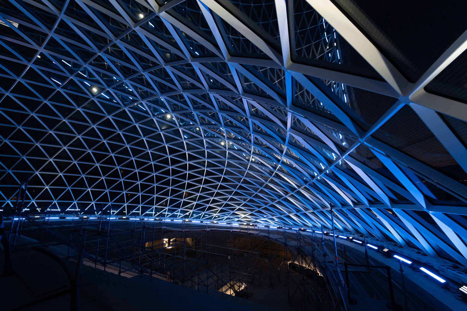 Glass dome for Stuttgart 21 - seele: Masterpieces in glass and steel