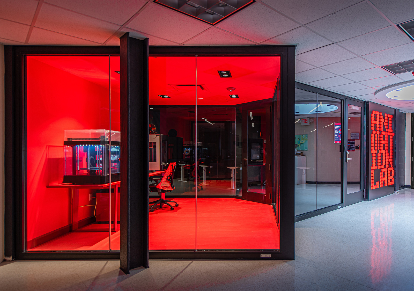 Pilkington Pyrostop - Fire-resistant glass with the 'wow' factor