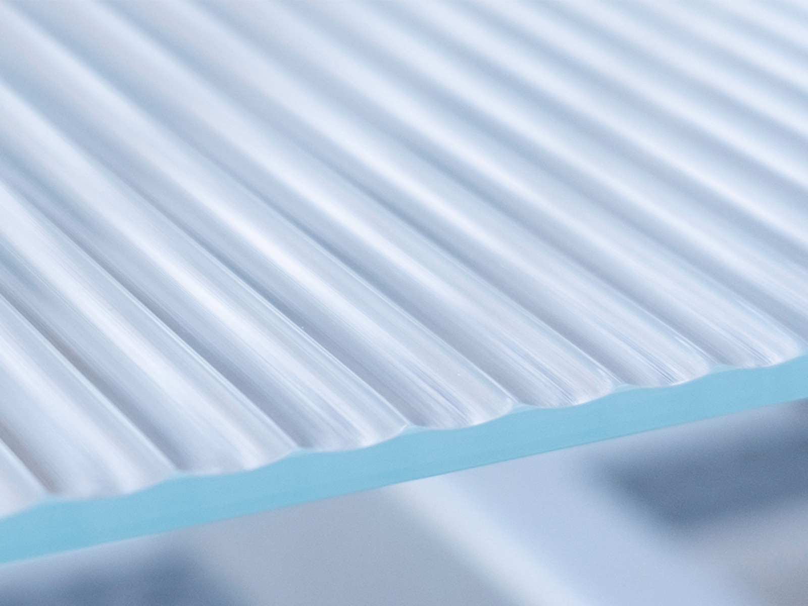 sedak - Multifaceted reflections: the optics of grooved glass