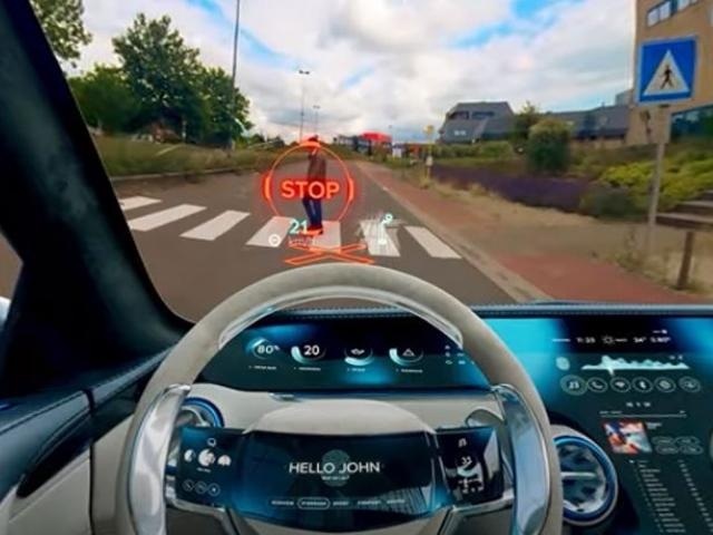 AGC & EyeLights: - How can a new smart glass windscreen make driving safer?